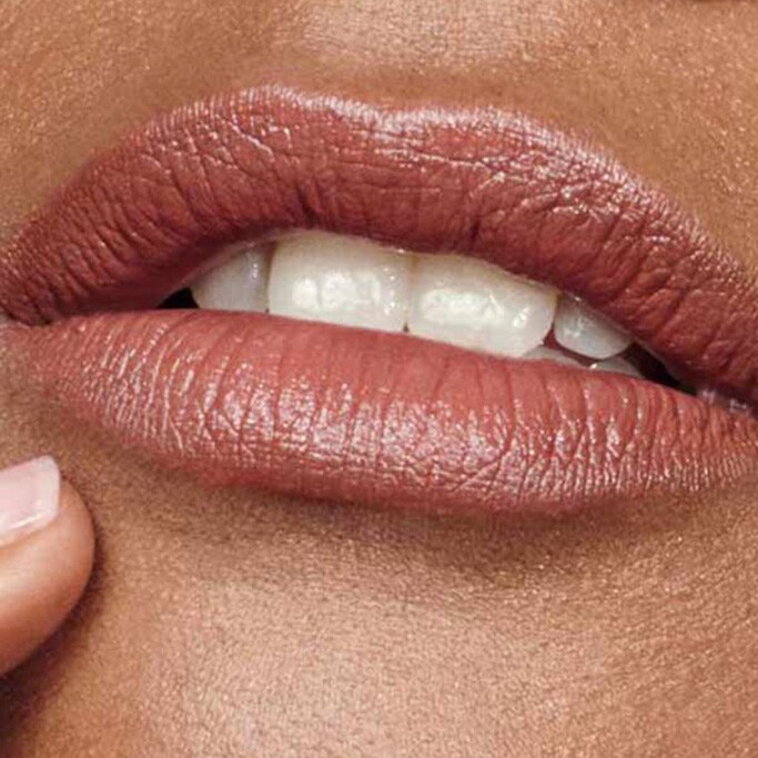 Virtually Try On Makeup | Lip & Foundation | Estée Lauder